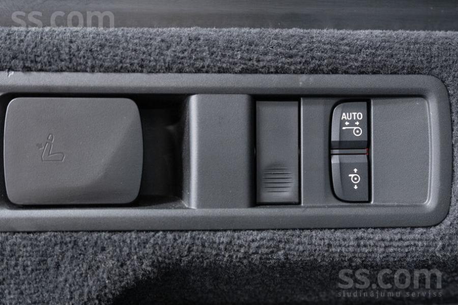 Zils BMW X5 2019 Rīga, ar dzinēja tilpumu 3.00 L un nobraukumu 125 tūkst. km par 46700 €, foto 28 vietnē AUTOMOTO.COM.LV