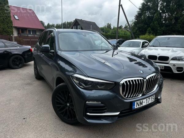Blue BMW X5 2019 in Jelgava, with an engine capacity of 3.00 L and mileage of 246 thousand km for 20812 €, photo 1 on AUTOMOTO.COM.LV