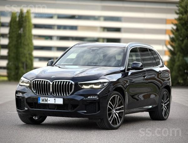 Blue BMW X5 2019 in Riga, with an engine capacity of 3.00 L and mileage of 200 thousand km for 37900 €, photo 2 on AUTOMOTO.COM.LV