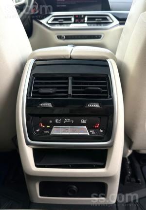 Zils BMW X5 2019 Rīga, ar dzinēja tilpumu 3.00 L un nobraukumu 200 tūkst. km par 34200 €, foto 33 vietnē AUTOMOTO.COM.LV