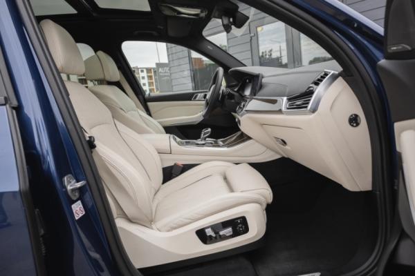 Zils BMW X5 2019 Rīga, ar dzinēja tilpumu 3.00 L un nobraukumu 180 tūkst. km par 44200 €, foto 9 vietnē AUTOMOTO.COM.LV
