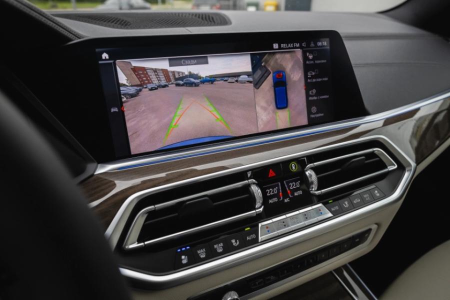 Zils BMW X5 2019 Rīga, ar dzinēja tilpumu 3.00 L un nobraukumu 180 tūkst. km par 44200 €, foto 16 vietnē AUTOMOTO.COM.LV