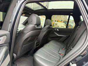 Zils BMW X5 2019 Tallina, ar dzinēja tilpumu 2.99 L un nobraukumu 165 tūkst. km par 44990 €, foto 11 vietnē AUTOMOTO.COM.LV