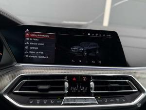 Zils BMW X5 2019 Tallina, ar dzinēja tilpumu 2.99 L un nobraukumu 165 tūkst. km par 44990 €, foto 17 vietnē AUTOMOTO.COM.LV