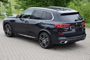 Blue BMW X5 2019 in Vilnius, with an engine capacity of 2.99 L and mileage of 235 thousand km for 34950 €, photo 4 on AUTOMOTO.COM.LV