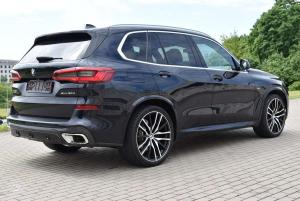 Blue BMW X5 2019 in Vilnius, with an engine capacity of 2.99 L and mileage of 235 thousand km for 34950 €, photo 10 on AUTOMOTO.COM.LV
