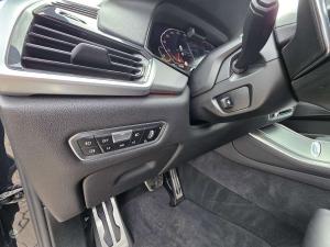 Blue BMW X5 2019 in Vilnius, with an engine capacity of 2.99 L and mileage of 235 thousand km for 34950 €, photo 26 on AUTOMOTO.COM.LV