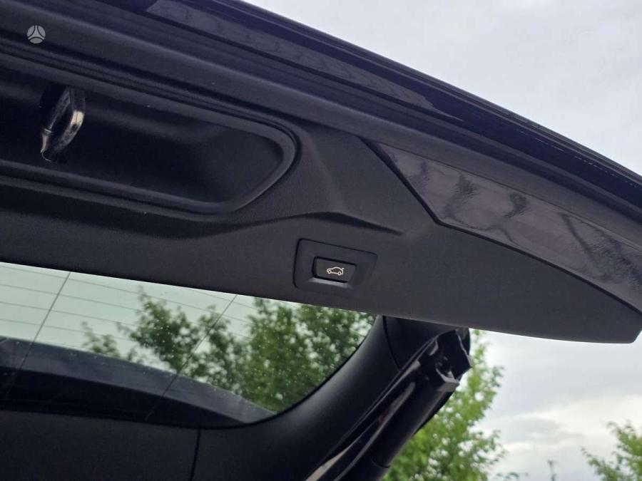 Blue BMW X5 2019 in Vilnius, with an engine capacity of 2.99 L and mileage of 235 thousand km for 34950 €, photo 29 on AUTOMOTO.COM.LV
