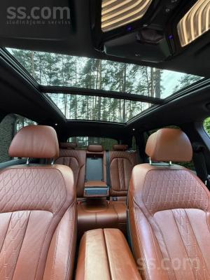 Blue BMW X5 2019 in Riga, with an engine capacity of 3.00 L and mileage of 127 thousand km for 48900 €, photo 5 on AUTOMOTO.COM.LV