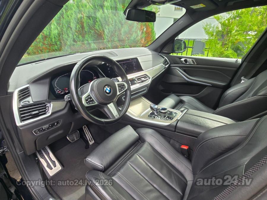 Zils BMW X5 2019 Tallina, ar dzinēja tilpumu 3.00 L un nobraukumu 165 tūkst. km par 44890 €, foto 10 vietnē AUTOMOTO.COM.LV