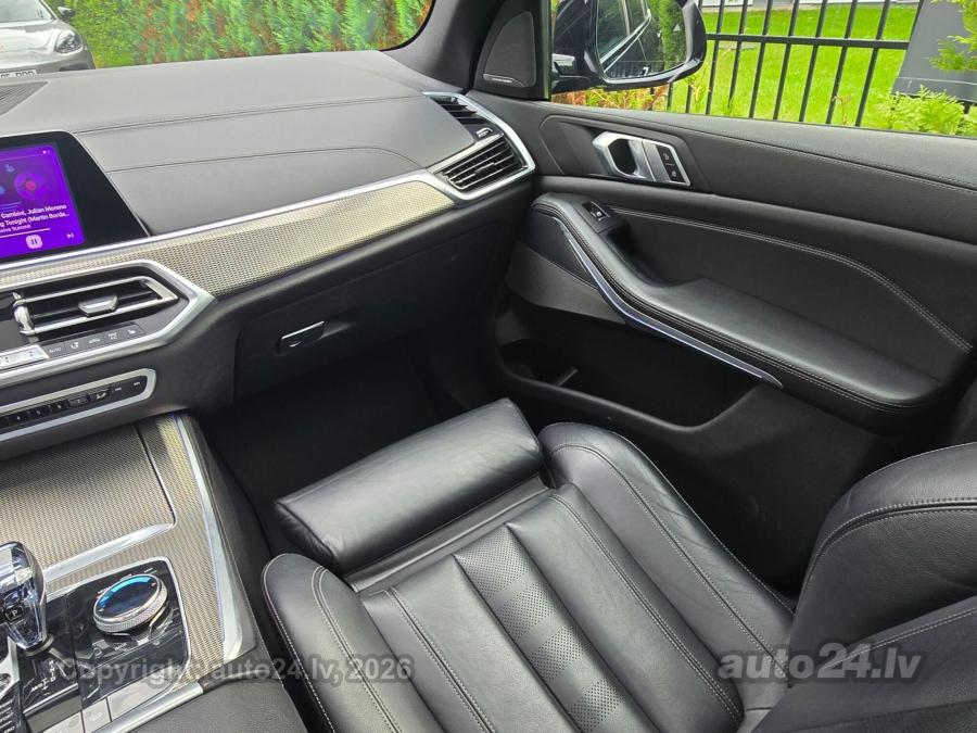 Zils BMW X5 2019 Tallina, ar dzinēja tilpumu 3.00 L un nobraukumu 165 tūkst. km par 44890 €, foto 12 vietnē AUTOMOTO.COM.LV
