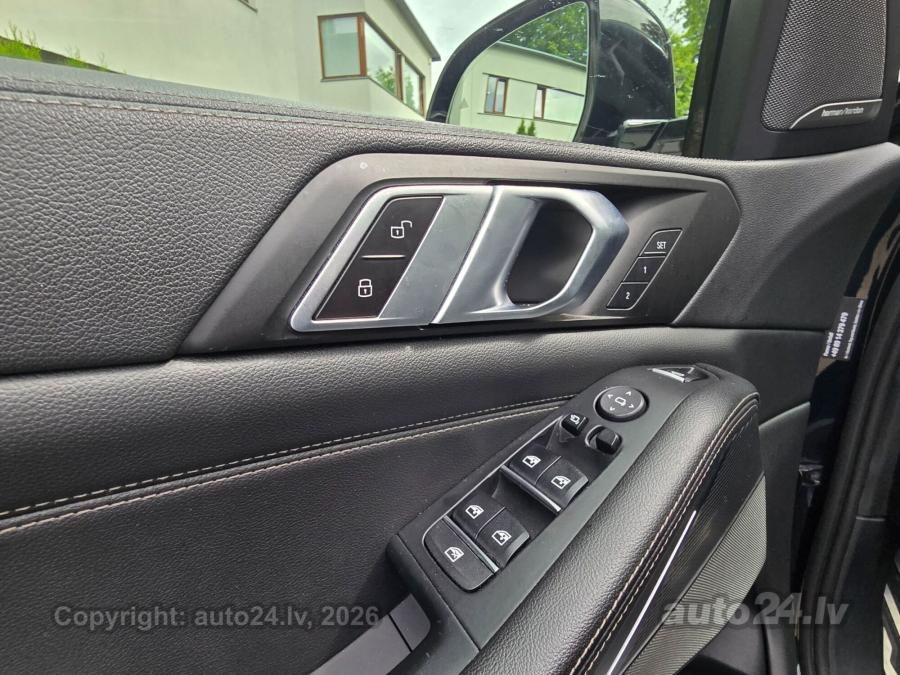 Zils BMW X5 2019 Tallina, ar dzinēja tilpumu 3.00 L un nobraukumu 165 tūkst. km par 44890 €, foto 22 vietnē AUTOMOTO.COM.LV