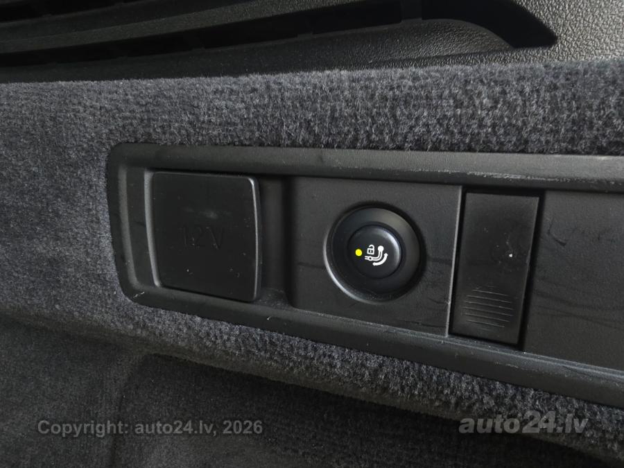 Zils BMW X5 2019 Tallina, ar dzinēja tilpumu 3.00 L un nobraukumu 165 tūkst. km par 44890 €, foto 30 vietnē AUTOMOTO.COM.LV