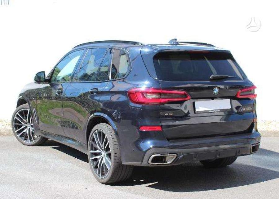 Blue BMW X5 2019 in Vilnius, with an engine capacity of 2.99 L and mileage of 180 thousand km for 37900 €, photo 5 on AUTOMOTO.COM.LV