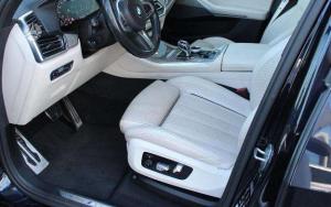 Blue BMW X5 2019 in Vilnius, with an engine capacity of 2.99 L and mileage of 180 thousand km for 37900 €, photo 11 on AUTOMOTO.COM.LV