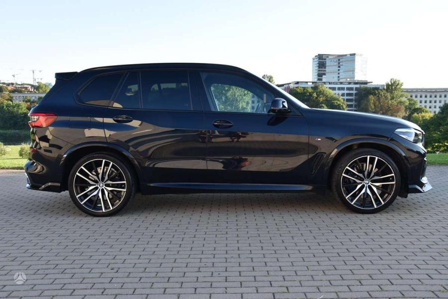 Zils BMW X5 2019 Viļņa, ar dzinēja tilpumu 2.99 L un nobraukumu 235 tūkst. km par 35500 €, foto 4 vietnē AUTOMOTO.COM.LV