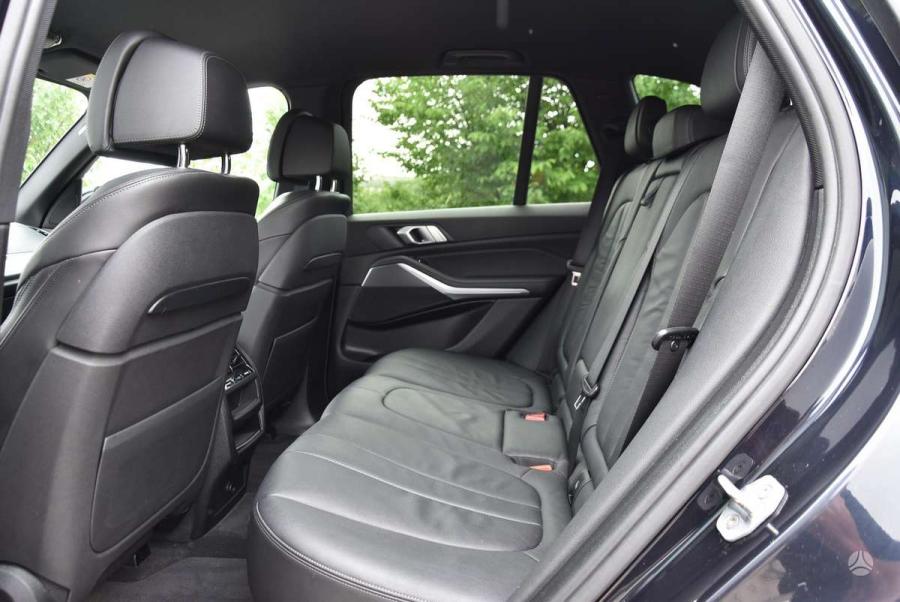 Zils BMW X5 2019 Viļņa, ar dzinēja tilpumu 2.99 L un nobraukumu 235 tūkst. km par 35500 €, foto 22 vietnē AUTOMOTO.COM.LV