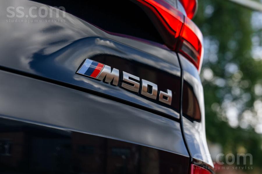 Zils BMW X5 2019 Rīga, ar dzinēja tilpumu 3.00 L un nobraukumu 139 tūkst. km par 49900 €, foto 11 vietnē AUTOMOTO.COM.LV