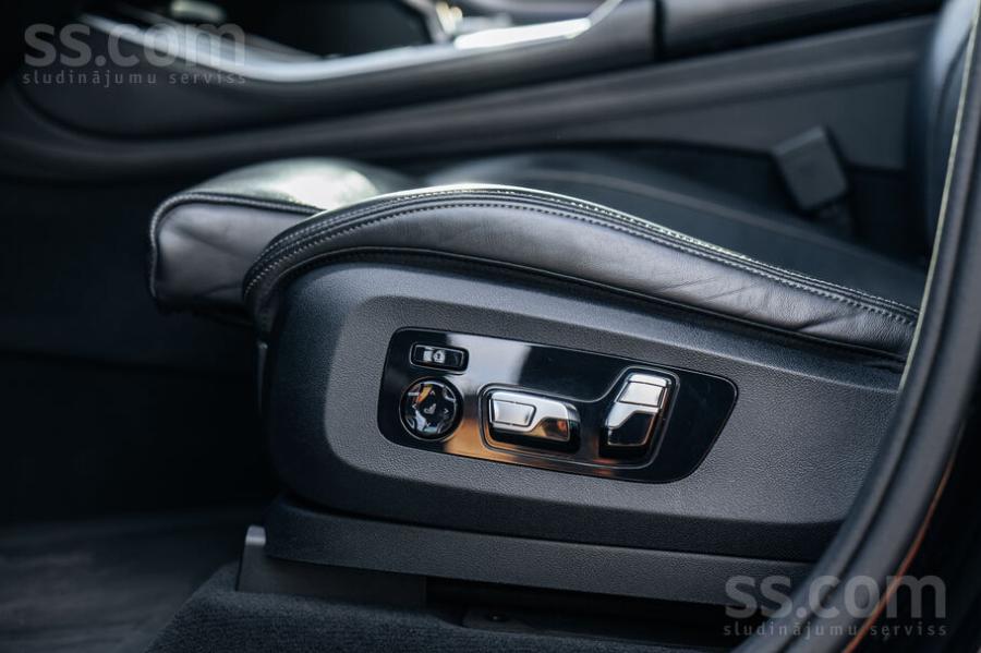 Zils BMW X5 2019 Rīga, ar dzinēja tilpumu 3.00 L un nobraukumu 139 tūkst. km par 49900 €, foto 19 vietnē AUTOMOTO.COM.LV