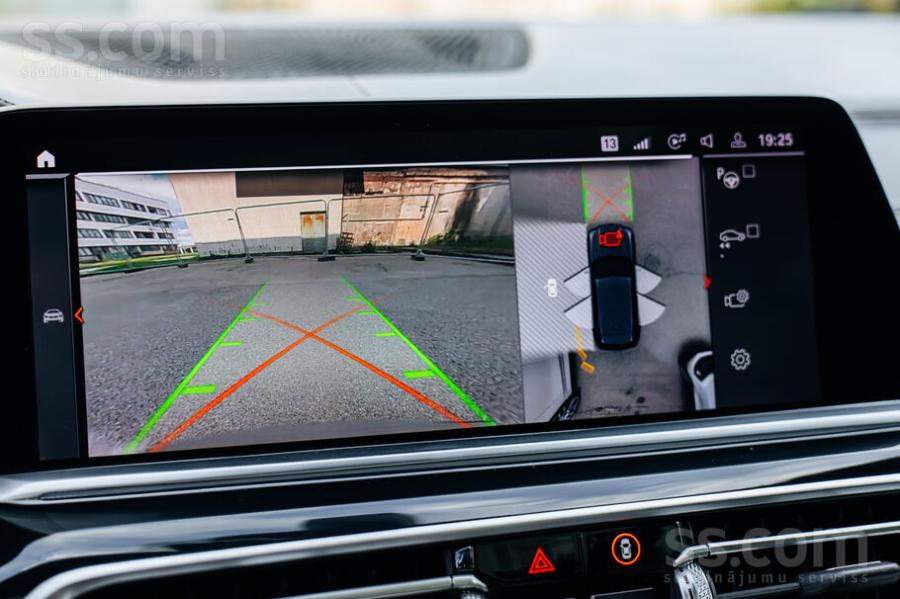 Zils BMW X5 2019 Rīga, ar dzinēja tilpumu 3.00 L un nobraukumu 139 tūkst. km par 49900 €, foto 21 vietnē AUTOMOTO.COM.LV