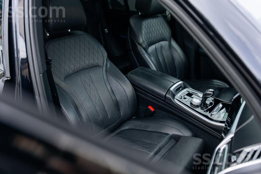 Zils BMW X5 2019 Rīga, ar dzinēja tilpumu 3.00 L un nobraukumu 139 tūkst. km par 49900 €, foto 25 vietnē AUTOMOTO.COM.LV