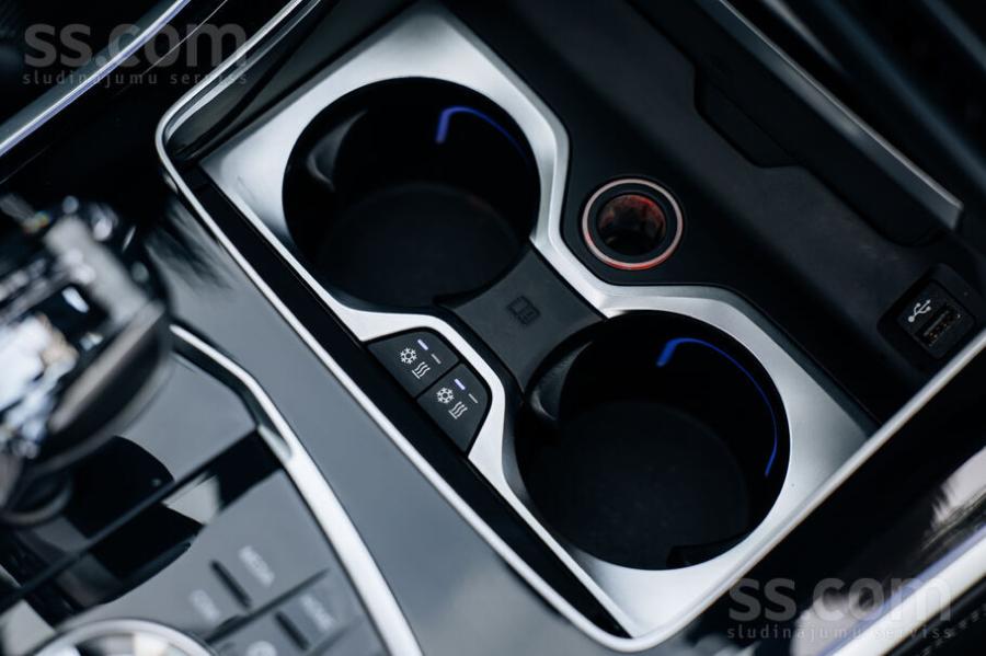 Zils BMW X5 2019 Rīga, ar dzinēja tilpumu 3.00 L un nobraukumu 139 tūkst. km par 49900 €, foto 28 vietnē AUTOMOTO.COM.LV