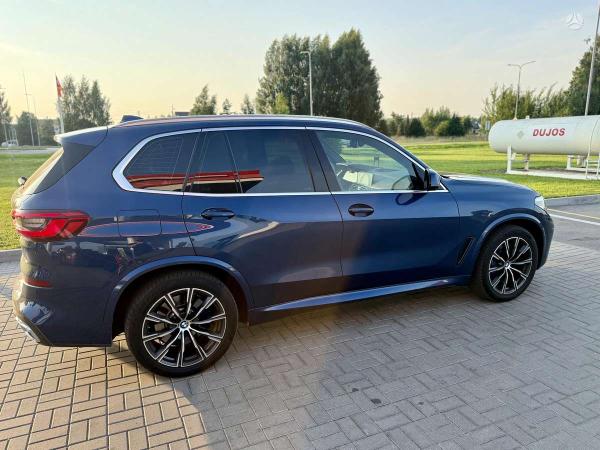 Zils BMW X5 2019 Tauragė, ar dzinēja tilpumu 2.99 L un nobraukumu 170 tūkst. km par 36999 €, foto 10 vietnē AUTOMOTO.COM.LV