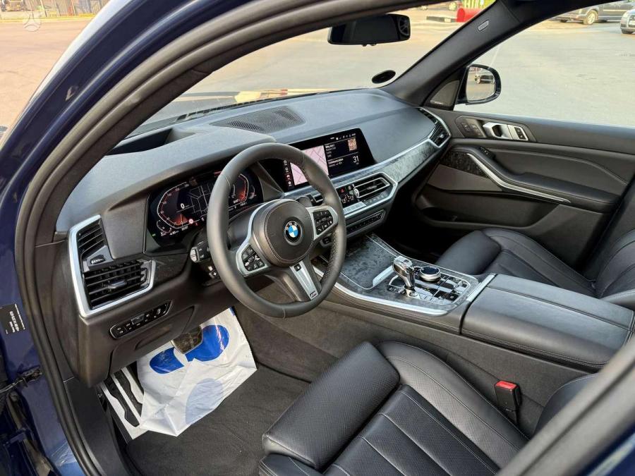 Blue BMW X5 2019 in Taurage, with an engine capacity of 2.99 L and mileage of 170 thousand km for 36999 €, photo 11 on AUTOMOTO.COM.LV