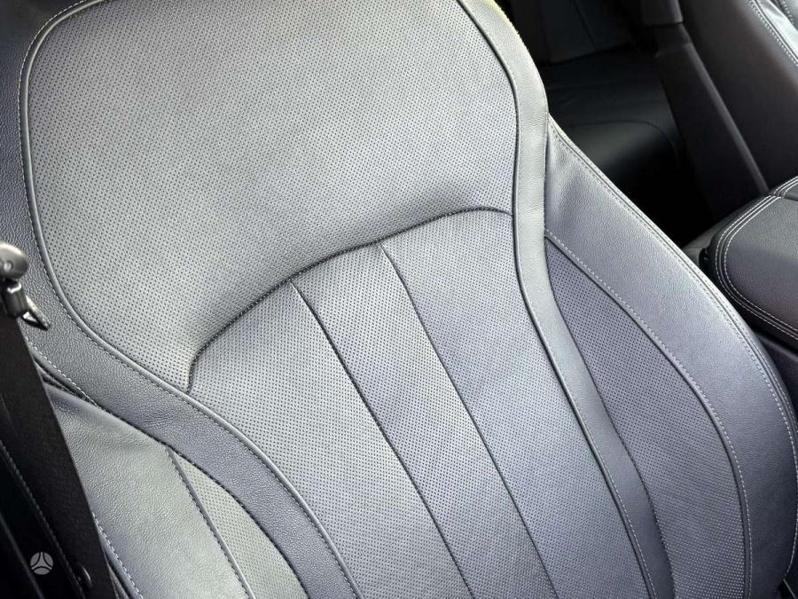 Blue BMW X5 2019 in Taurage, with an engine capacity of 2.99 L and mileage of 170 thousand km for 36999 €, photo 14 on AUTOMOTO.COM.LV