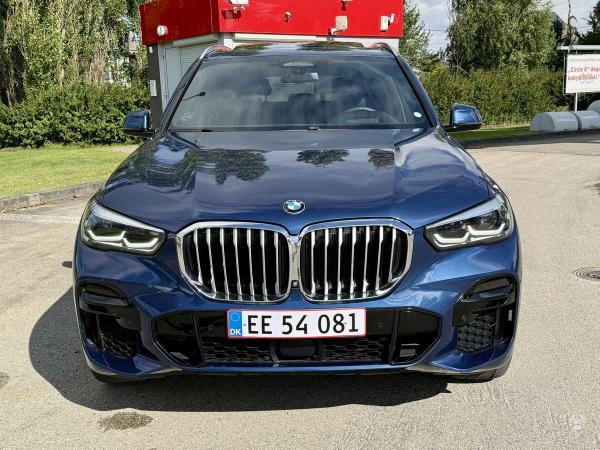 BMW X5 2019 in Taurage on AUTOMOTO.COM.LV Blue BMW X5 2019 in Taurage, with an engine capacity of 2.99 L and mileage of 178 thousand km for 37777 €, photo 5 on AUTOMOTO.COM.LV