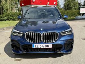 Blue BMW X5 2019 in Taurage, with an engine capacity of 2.99 L and mileage of 178 thousand km for 37777 €, photo 5 on AUTOMOTO.COM.LV