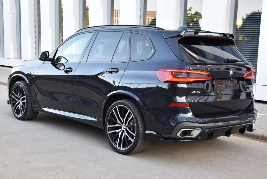 Blue BMW X5 2019 in Vilnius, with an engine capacity of 2.99 L and mileage of 235 thousand km for 34900 €, photo 3 on AUTOMOTO.COM.LV