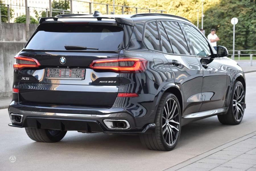 Blue BMW X5 2019 in Vilnius, with an engine capacity of 2.99 L and mileage of 235 thousand km for 34900 €, photo 9 on AUTOMOTO.COM.LV