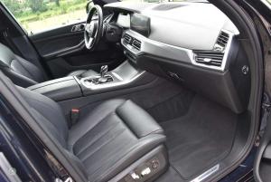 Blue BMW X5 2019 in Vilnius, with an engine capacity of 2.99 L and mileage of 235 thousand km for 34900 €, photo 13 on AUTOMOTO.COM.LV