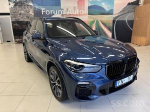 Blue BMW X5 2019 in Riga, with an engine capacity of 3.00 L and mileage of 190 thousand km for 33900 €, photo  on AUTOMOTO.COM.LV