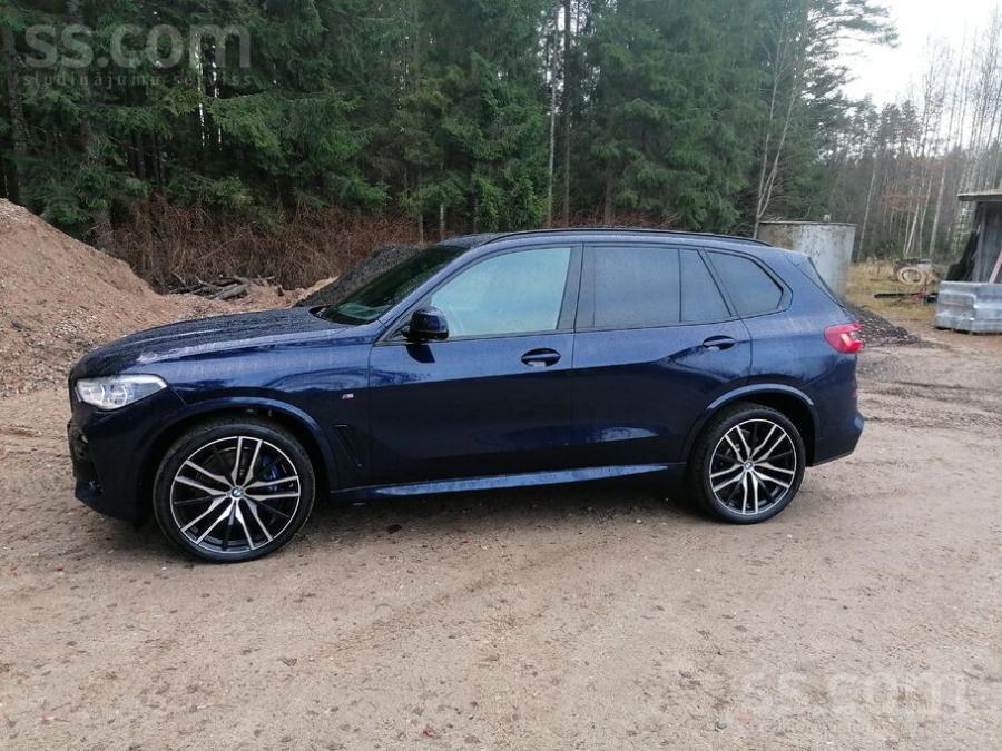 Zils BMW X5 2020 Valmiera, ar dzinēja tilpumu 3.00 L un nobraukumu 10 tūkst. km par 59999 €, foto 1 vietnē AUTOMOTO.COM.LV