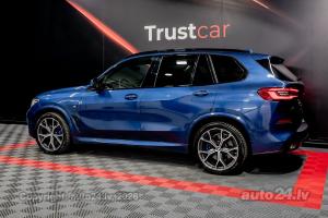 Zils BMW X5 2020 Pērnava, ar dzinēja tilpumu 3.00 L un nobraukumu 187 tūkst. km par 38500 €, foto 4 vietnē AUTOMOTO.COM.LV