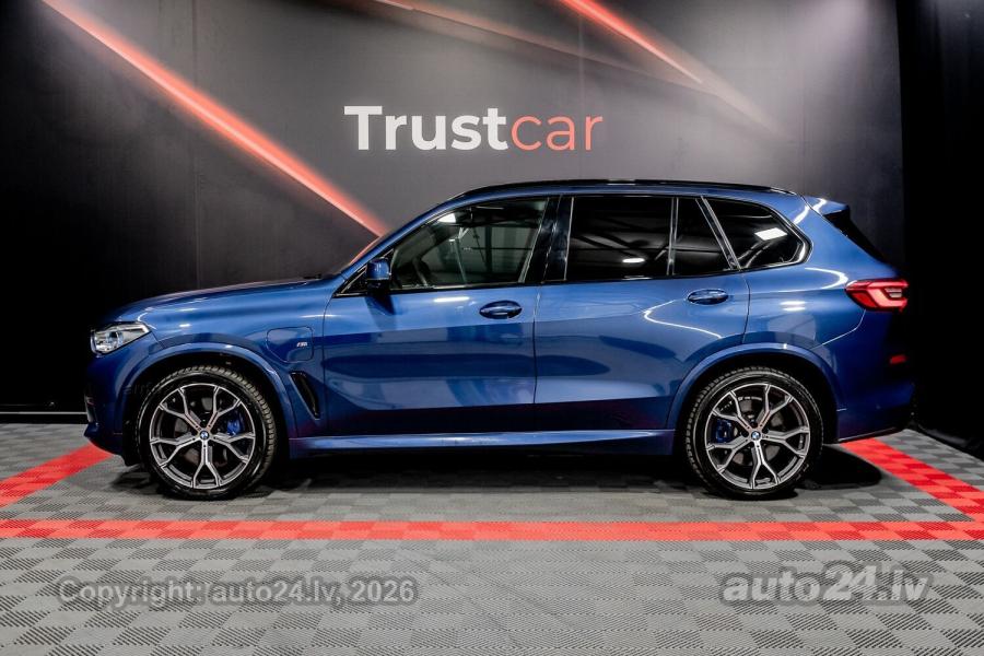 Zils BMW X5 2020 Pērnava, ar dzinēja tilpumu 3.00 L un nobraukumu 187 tūkst. km par 38500 €, foto 5 vietnē AUTOMOTO.COM.LV