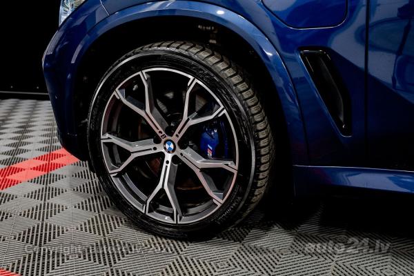 Zils BMW X5 2020 Pērnava, ar dzinēja tilpumu 3.00 L un nobraukumu 187 tūkst. km par 38500 €, foto 9 vietnē AUTOMOTO.COM.LV