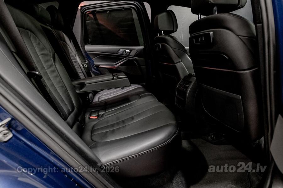 Zils BMW X5 2020 Pērnava, ar dzinēja tilpumu 3.00 L un nobraukumu 187 tūkst. km par 38500 €, foto 14 vietnē AUTOMOTO.COM.LV