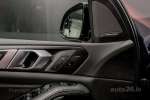 Zils BMW X5 2020 Pērnava, ar dzinēja tilpumu 3.00 L un nobraukumu 187 tūkst. km par 38500 €, foto 24 vietnē AUTOMOTO.COM.LV