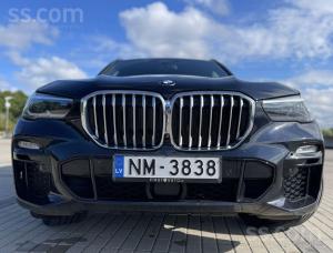 Zils BMW X5 2020 Rīga, ar dzinēja tilpumu 3.00 L un nobraukumu 29 tūkst. km par 60000 €, foto 10 vietnē AUTOMOTO.COM.LV