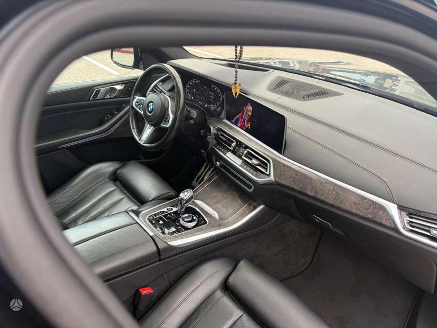 Blue BMW X5 2020 in Vilnius, with an engine capacity of 3.00 L and mileage of 103 thousand km for 49500 €, photo 8 on AUTOMOTO.COM.LV