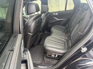 Blue BMW X5 2020 in Vilnius, with an engine capacity of 3.00 L and mileage of 103 thousand km for 49500 €, photo 11 on AUTOMOTO.COM.LV
