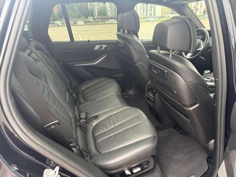 Blue BMW X5 2020 in Vilnius, with an engine capacity of 3.00 L and mileage of 103 thousand km for 49500 €, photo 12 on AUTOMOTO.COM.LV