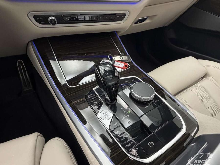 Blue BMW X5 2020 in Vilnius, with an engine capacity of 3.00 L and mileage of 86 thousand km for 46500 €, photo 31 on AUTOMOTO.COM.LV