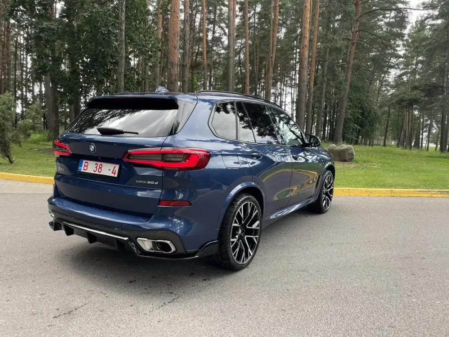 Blue BMW X5 2020 in Riga, with an engine capacity of 3.00 L and mileage of 206 thousand km for 35000 €, photo 5 on AUTOMOTO.COM.LV