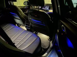 Blue BMW X5 2020 in Riga, with an engine capacity of 3.00 L and mileage of 206 thousand km for 35000 €, photo 28 on AUTOMOTO.COM.LV