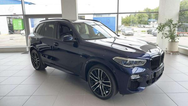 Blue BMW X5 2020 in Marijampole, with an engine capacity of 2.99 L and mileage of 164 thousand km for 44999 €, photo 8 on AUTOMOTO.COM.LV