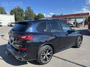 Zils BMW X5 2020 Rīga, ar dzinēja tilpumu 3.00 L un nobraukumu 182 tūkst. km par 46700 €, foto  vietnē AUTOMOTO.COM.LV